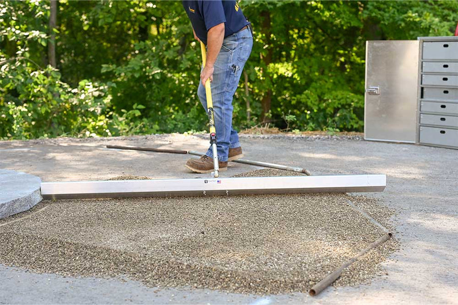 Quick-E-Screeder Package – Pave Tool Innovators Canada